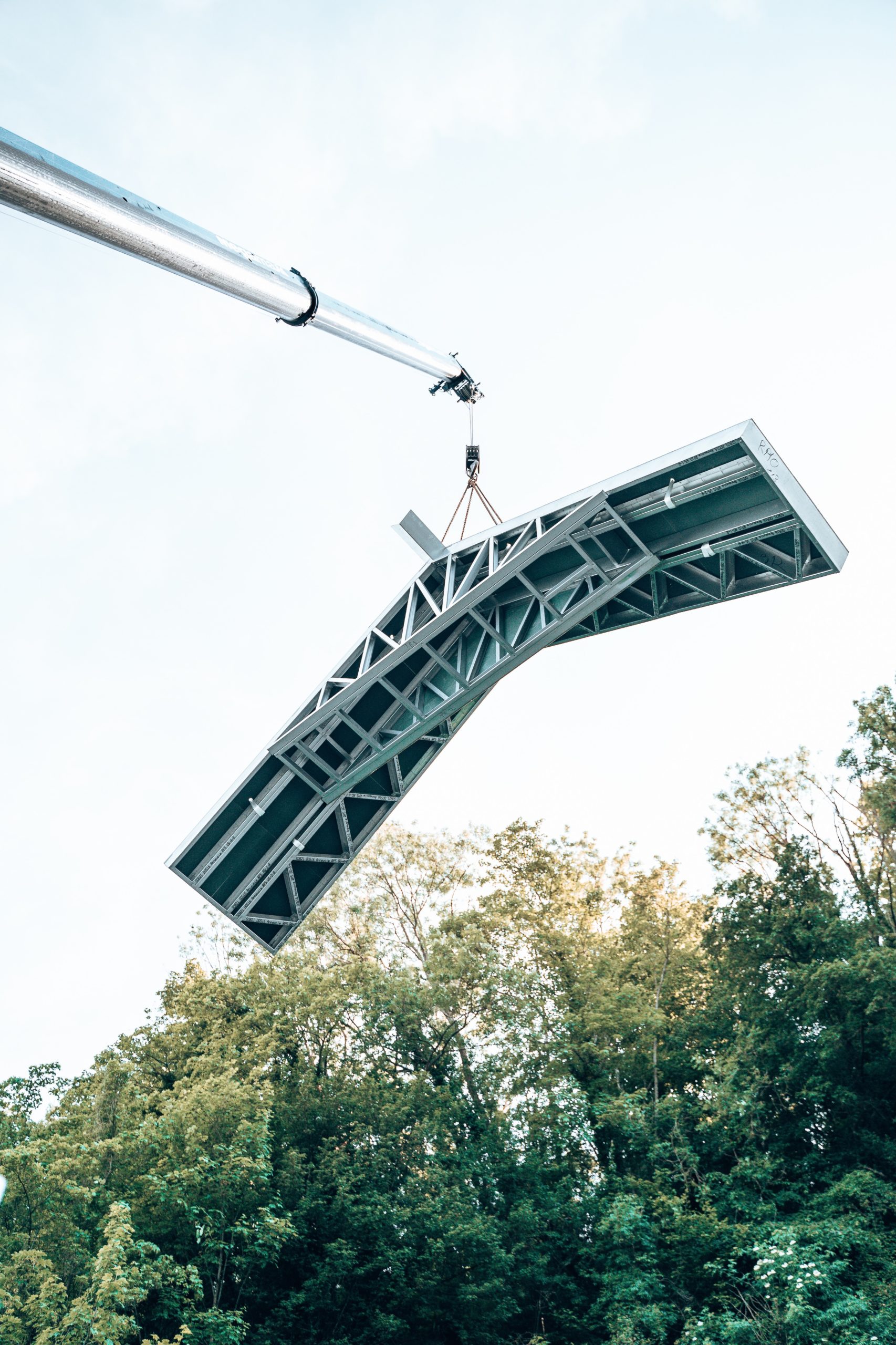 Steel frame - your lightweight construction system - beSteel