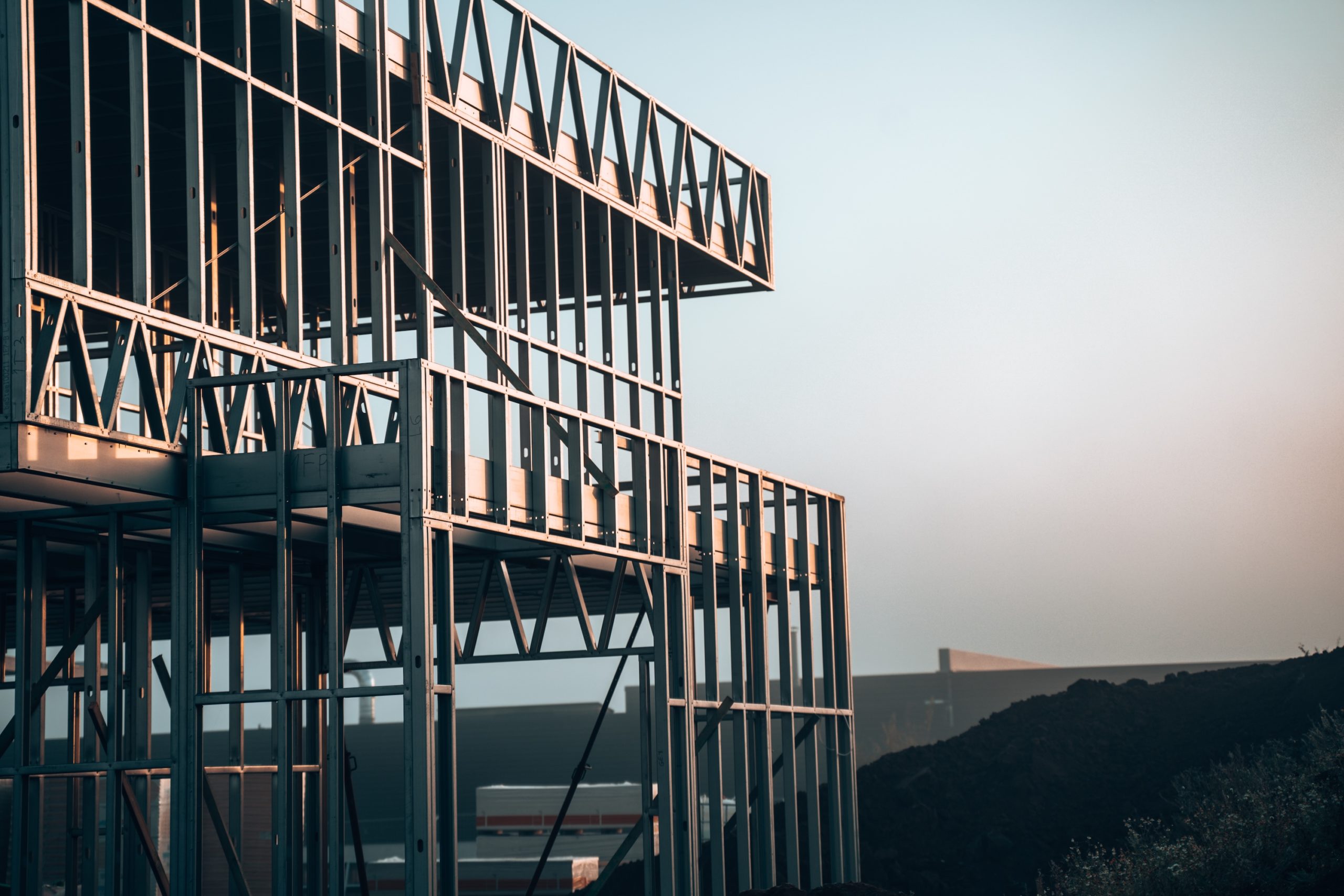 Steel frame - your lightweight construction system - beSteel